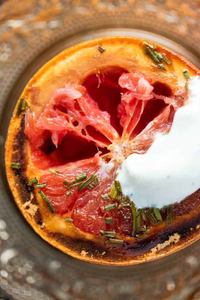 Broiled Grapefruit with Rosemary and Coconut Sugar - The Healthful Ideas