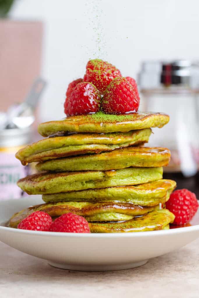 Matcha Pancakes - The Healthful Ideas
