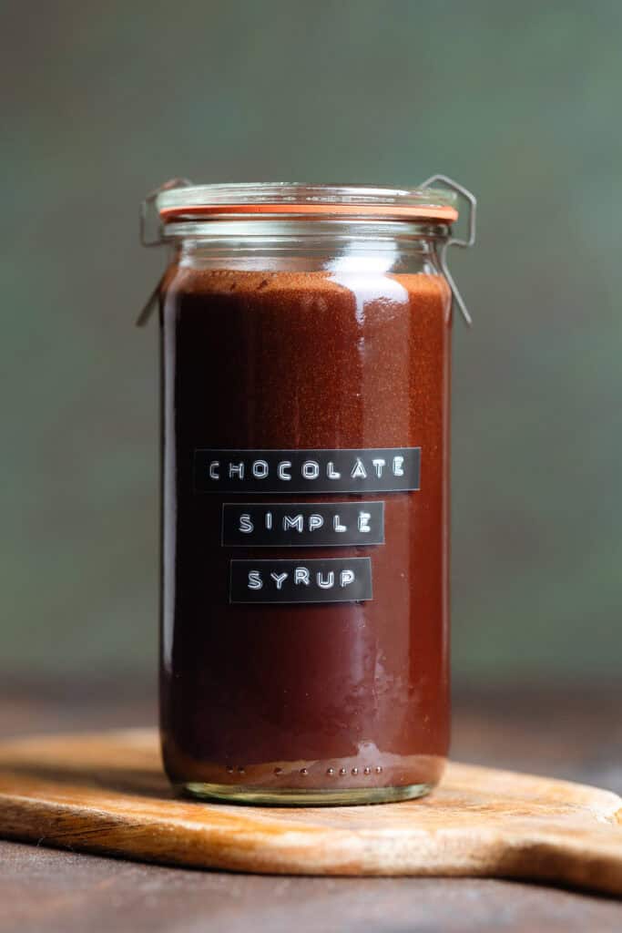 Chocolate Simple Syrup - The Healthful Ideas