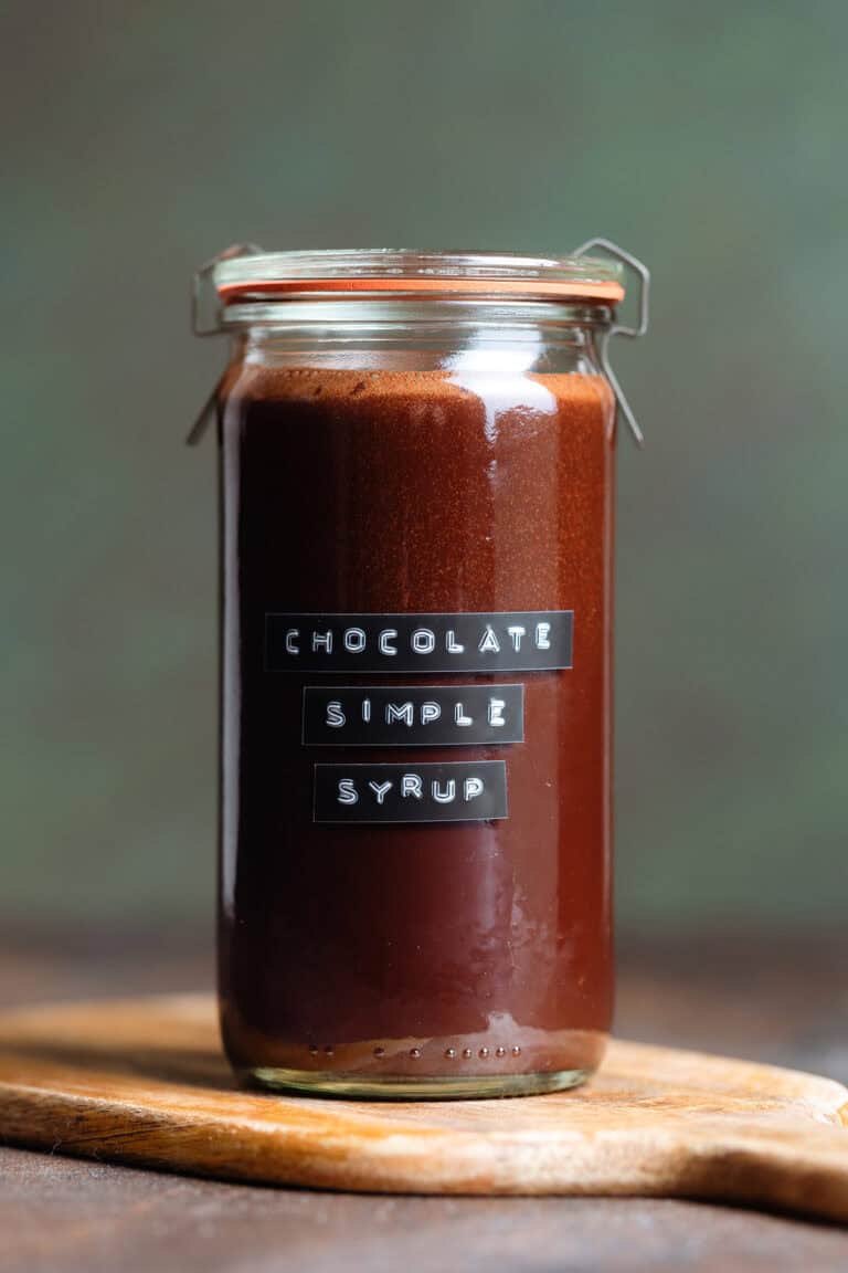 Chocolate Simple Syrup - The Healthful Ideas