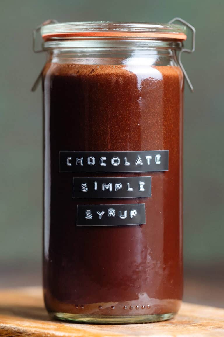 Chocolate Simple Syrup - The Healthful Ideas