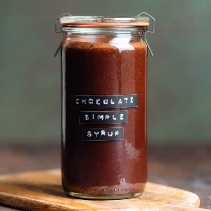 Chocolate Simple Syrup - The Healthful Ideas