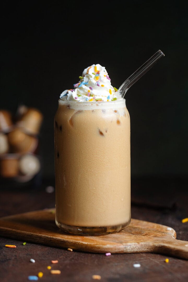 Iced Vanilla Latte - The Healthful Ideas