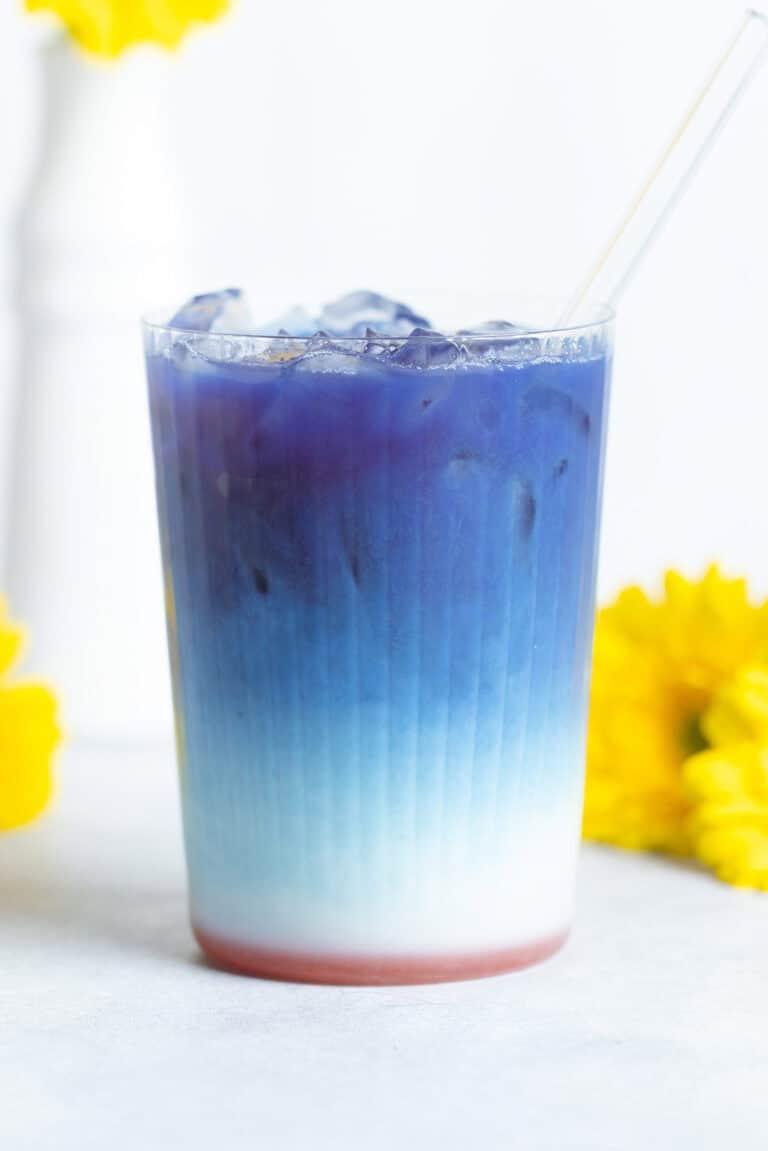 Blue Butterfly Pea Flower Latte - The Healthful Ideas