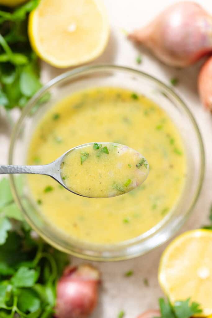 Lemon Shallot Vinaigrette - The Healthful Ideas