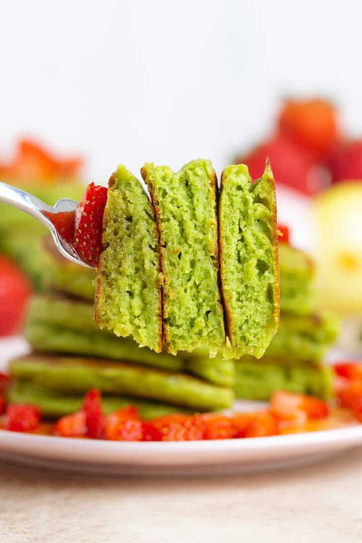 Green Pancakes - The Healthful Ideas