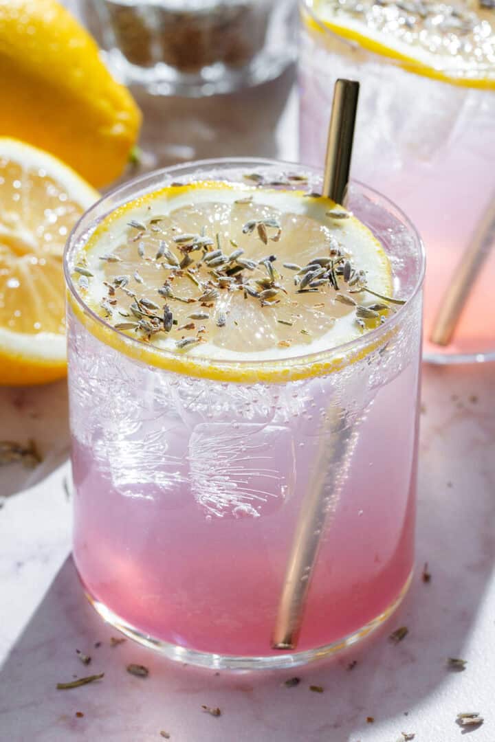 Sparkling Lavender Mocktail - The Healthful Ideas